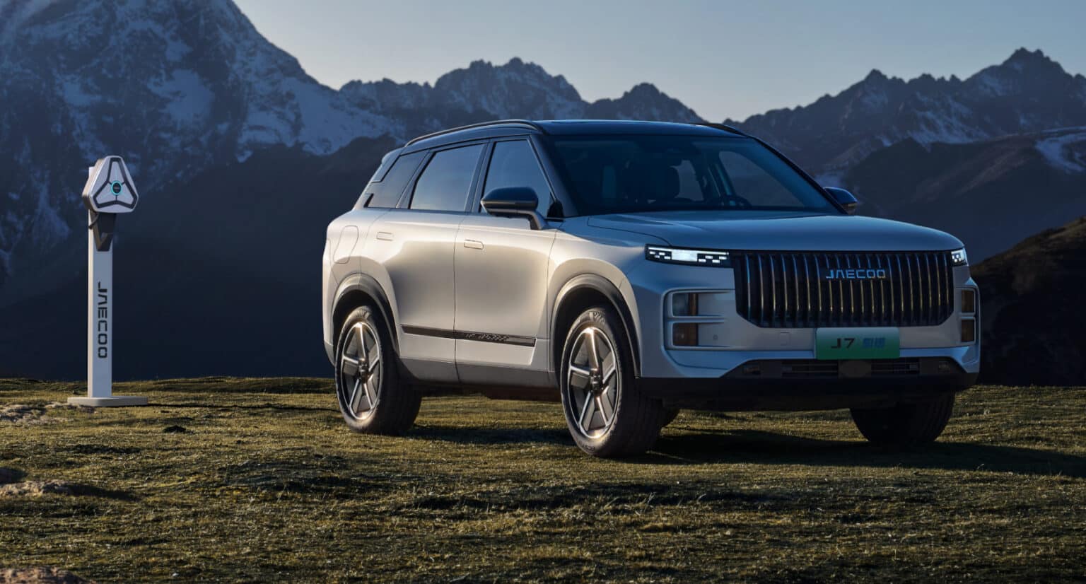 OMODA 5 - Omoda & Jaecoo Italia: SUV, Ibridi e Promozioni